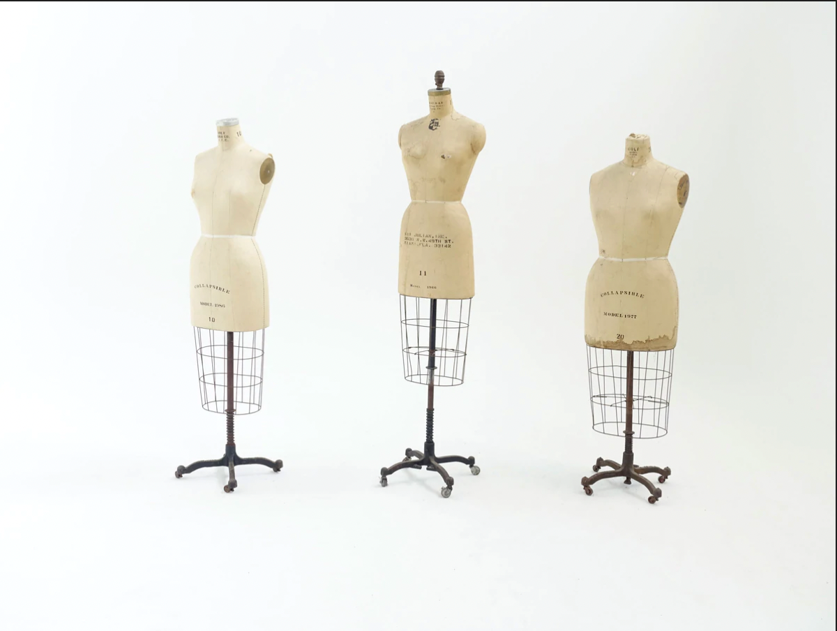 HOLLYWOOD BACKSTAGE – ACE PROPS